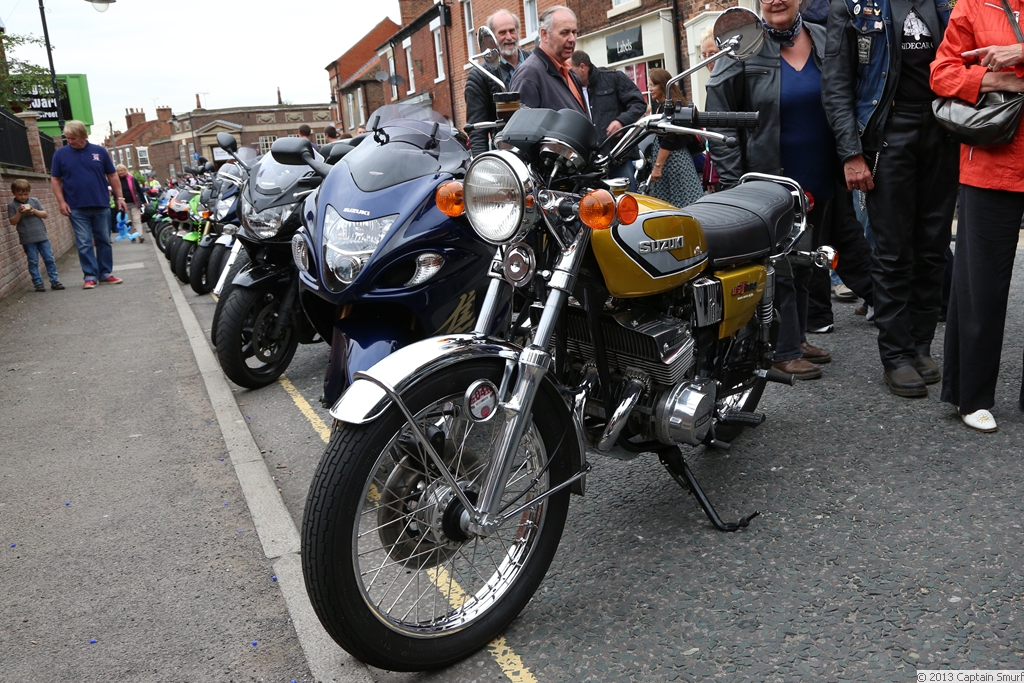 Captain Smurf's Website - Barton Bike Night 2013