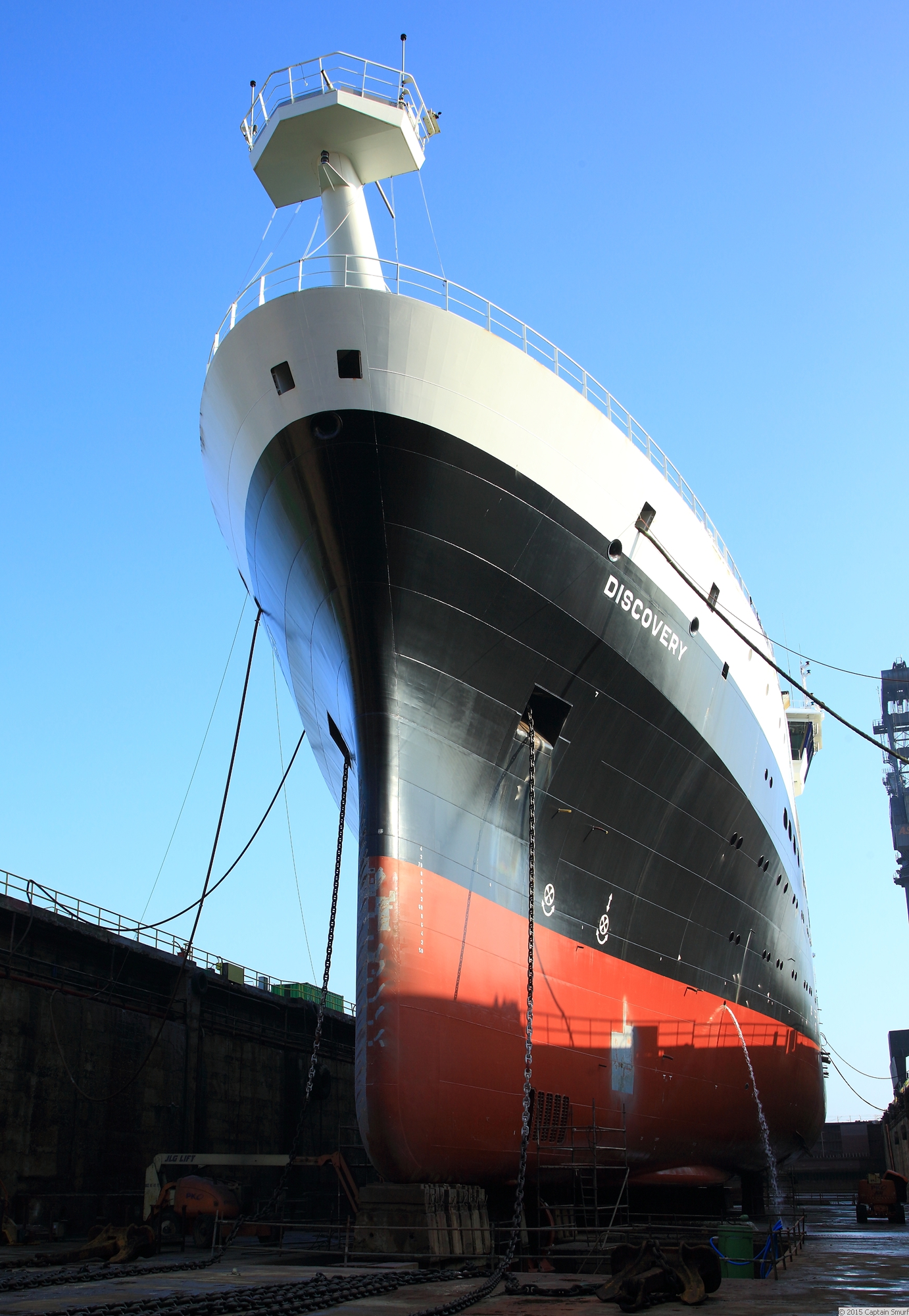 Captain Smurf's Website - RRS Discovery - Southampton to Santander & back