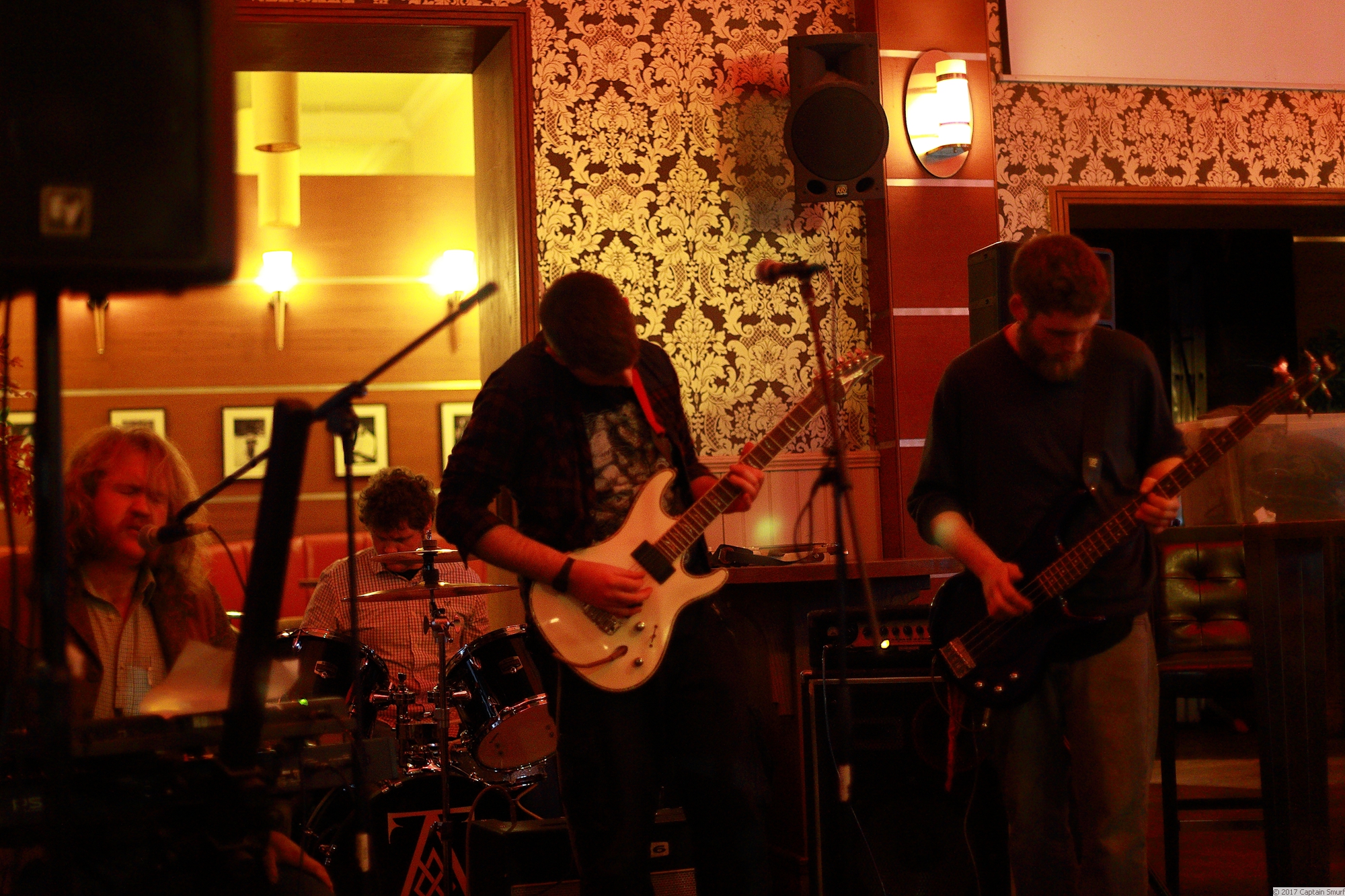 Captain Smurf's Website - Humberground Session at the Jaz Bar